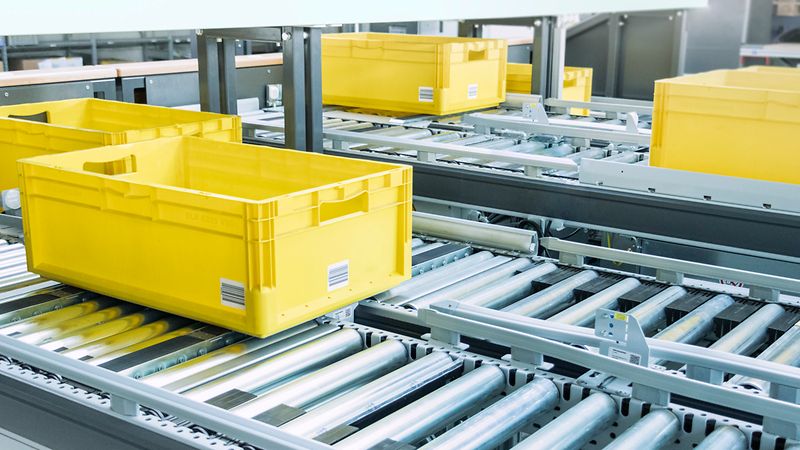Carton and Bin Conveying System | SSI SCHAEFER