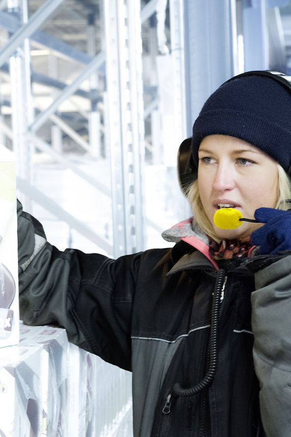 Pick by Voice | SSI SCHAEFER