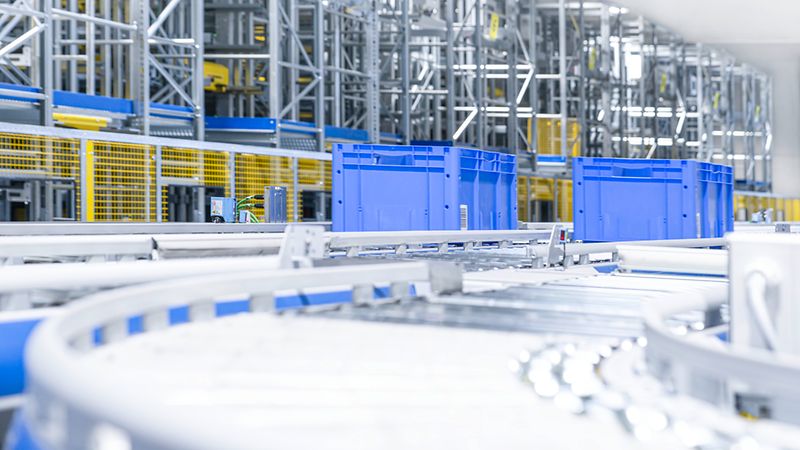 High-Performance Logistics Center for Mechanical Engineering Components ...