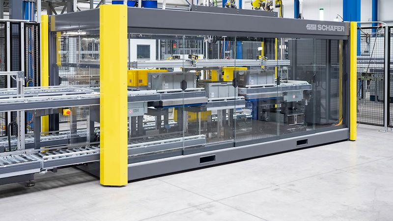 A Picking Robot System Solution for Small Parts | SSI SCHAEFER