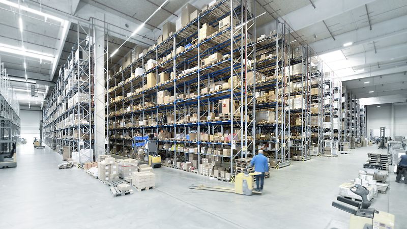 Optimize warehouse space effectively and safely | Warehouse Safety blog ...