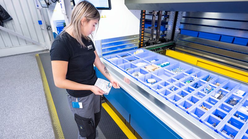 The SSI LOGIMAT® Vertical Lift Module at Logistics & Automation 2024 ...